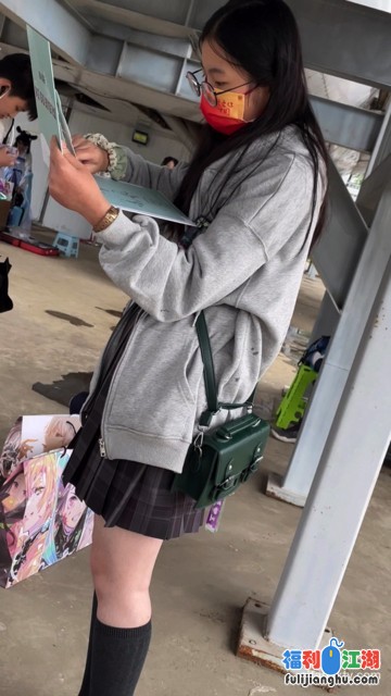 【TIMCOB】⭐精品CD⭐JK小姐姐！内内夹张纸！撅屁股坐镜头！ – 老司机